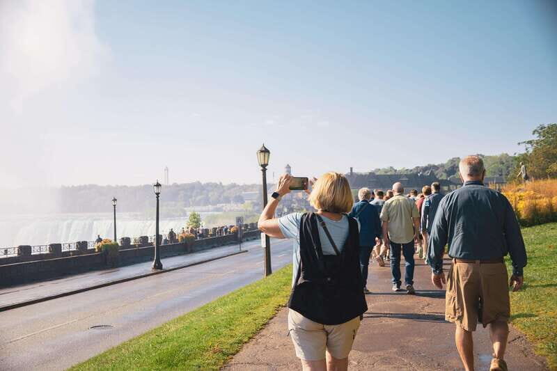Niagara Falls: Guided Tour with Behind the Falls & Boat Ride - An Inside Look at the Niagara Falls Guided Tour