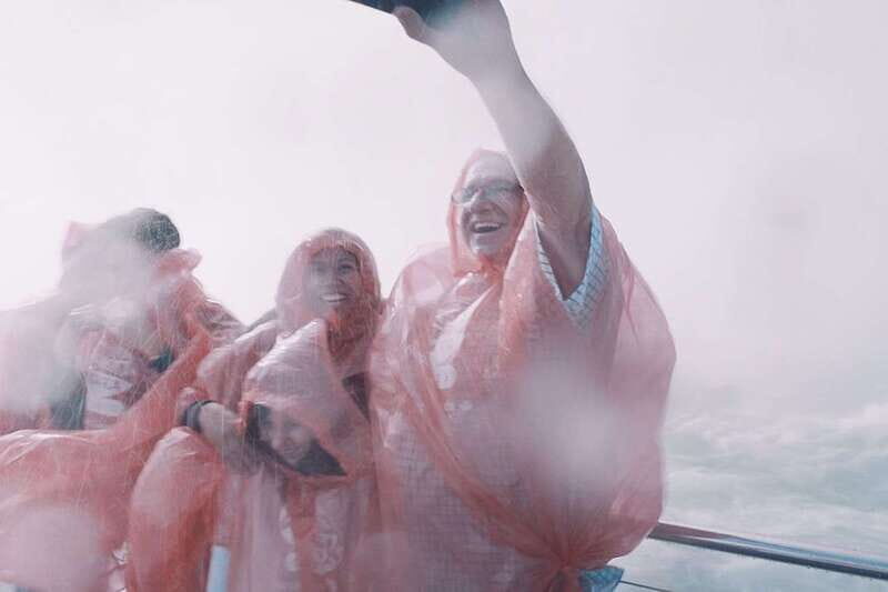 Niagara Falls, ON: Helicopter Ride with Boat & Skylon Lunch - FAQ About This Tour