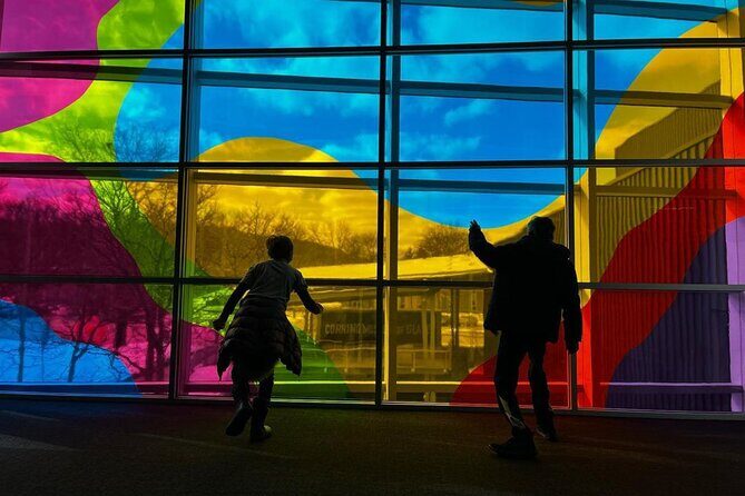 Niagara Falls to DC Transfer with Corning Museum of Glass Tour - Who Would Enjoy This Tour?