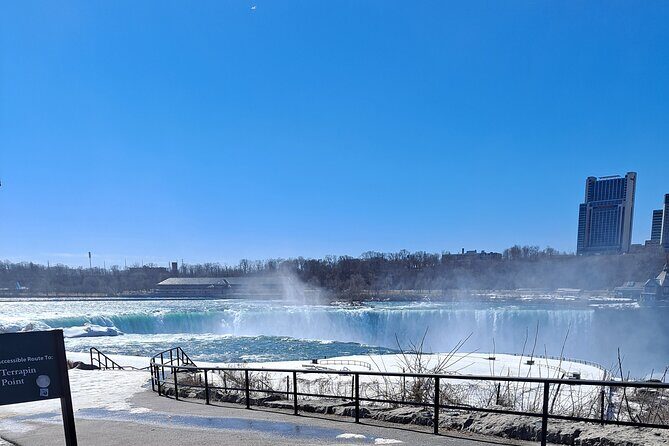 Niagara Falls Tour Includes Maid of the Mist & Cave of the Winds - FAQ