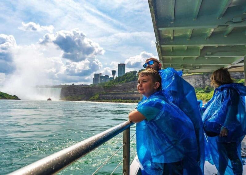 Niagara Falls Tour with Maid of the Mist & Cave of the Winds - An In-Depth Look at the Niagara Falls Tour
