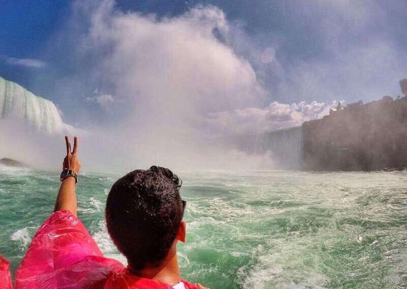 Niagara Falls Tour with Skip the Line Cruise & Maple Tasting - Practical Tips for Tour Goers