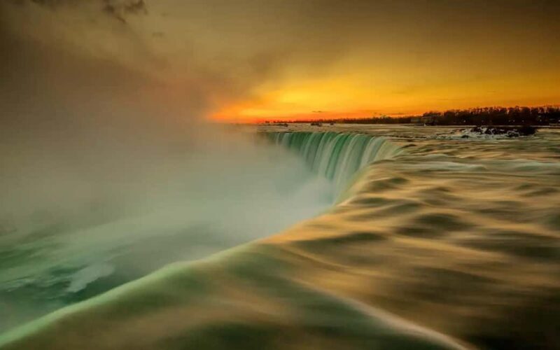Niagara Falls: Tower Hotel Observation Deck Ticket - What Makes the Observation Deck Special?