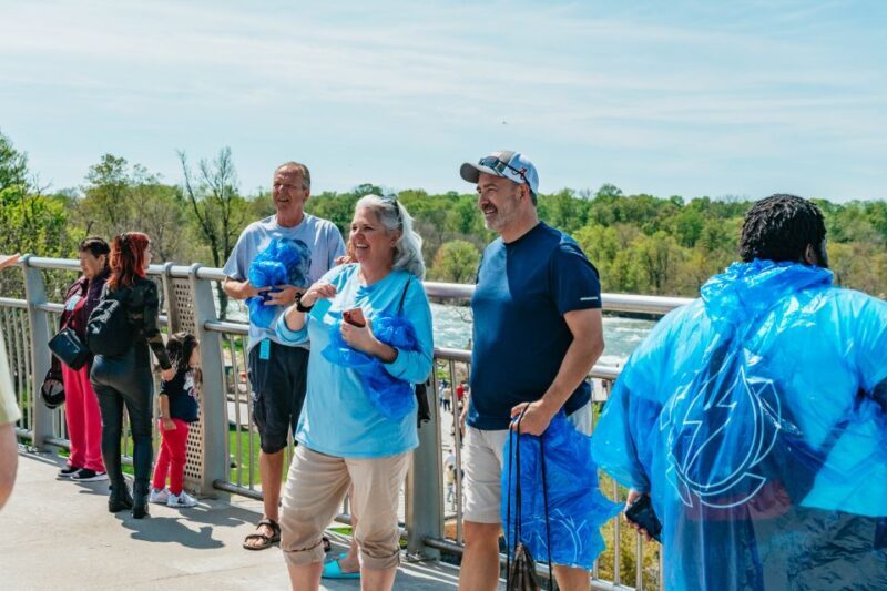 Niagara Falls, USA: American Tour & Maid of The Mist - Authentic Experiences and Overall Impression