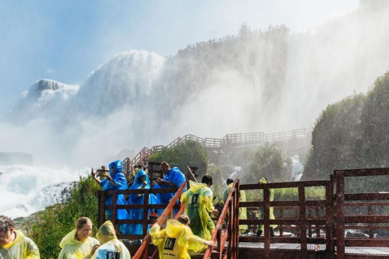 Niagara Falls USA: Cave of the Winds & Maid of the Mist Ride - An In-Depth Look at the Tour Itself