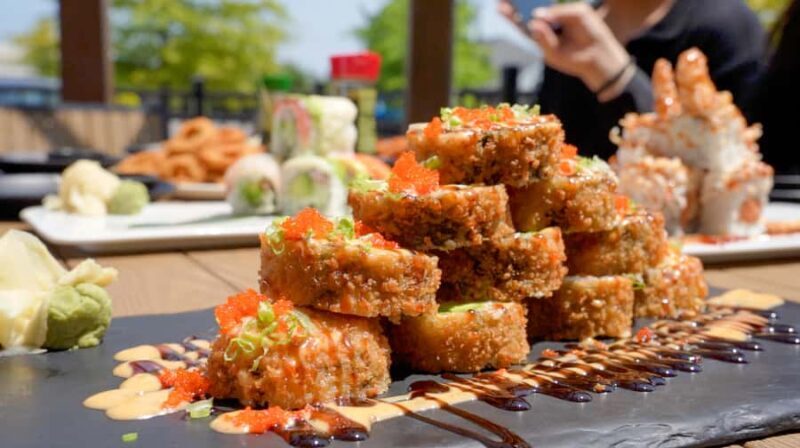 Niagara Falls, USA: Day & Night Small Group Tour with Dinner - Key Points