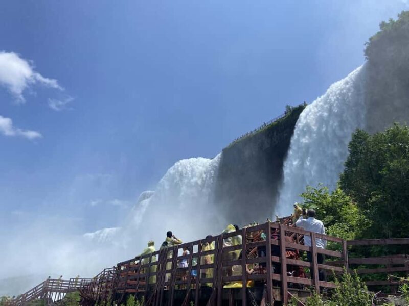 Niagara Falls: VIP Maid of the Mist & Cave of the Winds Tour - An In-Depth Look at the Niagara Falls VIP Tour
