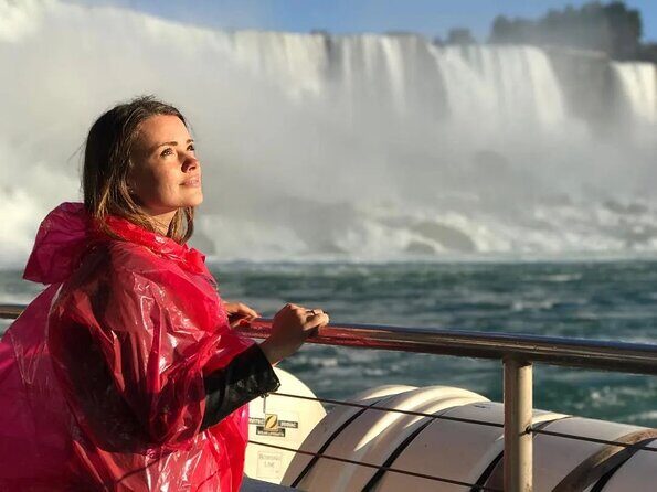 Niagara Falls Walking Tour with Boat Cruise Eco Experience - Scenic Walk Along Niagara Parkway: Nature and Insider Stories