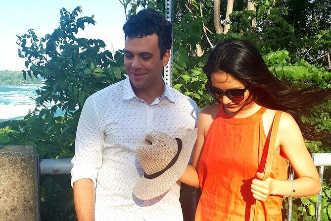 Niagara Falls Walking Tour with Chocolate, Views and Lock Bridge - Why This Tour Works Well for Certain Travelers