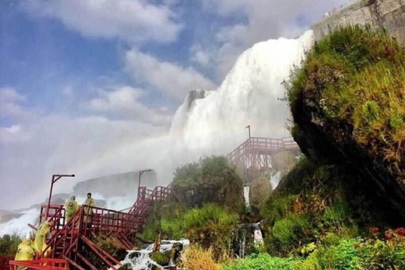 Niagara, USA: Daredevil Walking Tour with Cave of the Winds - The Sum Up