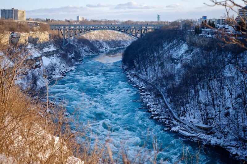 Niagara Winter Wonderland w/ 4 Attractions & Syrup Taste - Authentic Experiences and Practical Tips