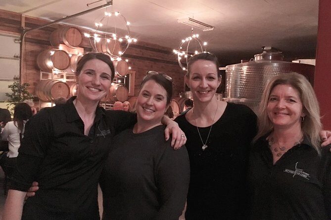 Niagara's Decadent Sparkling and Icewine Tasting - Practical Details