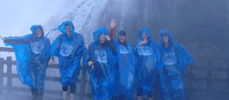 Niagra Falls, USA Side: Boat, Cave and Shuttle pass Tour - FAQs