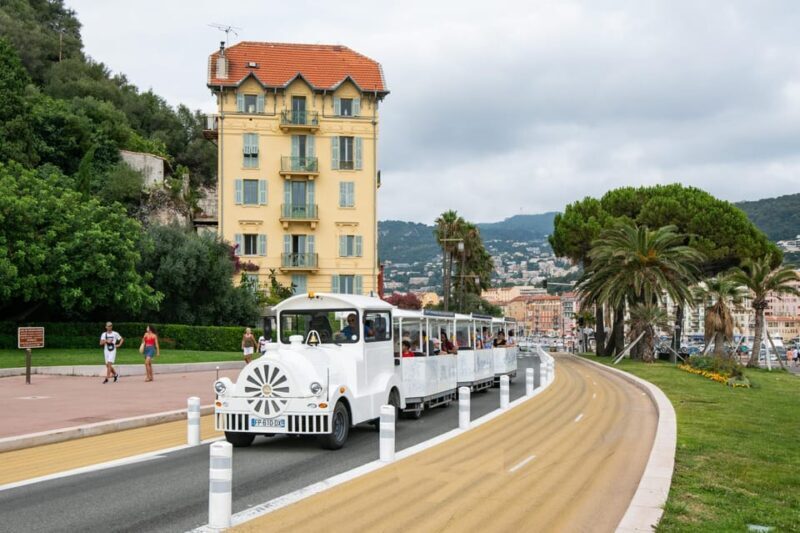 Nice: A gentle ride on a little electric train with a panoramic view - Key Points