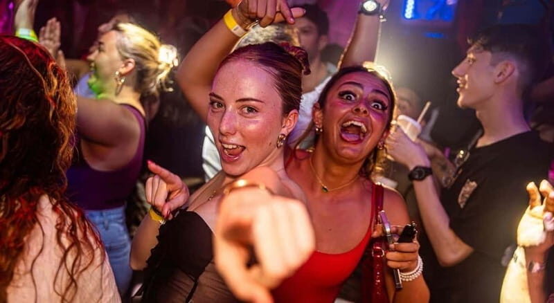 Nice: Party Bar Crawl, 4 Bars + 1 Club with VIP & Free Shots - FAQ: Frequently Asked Questions