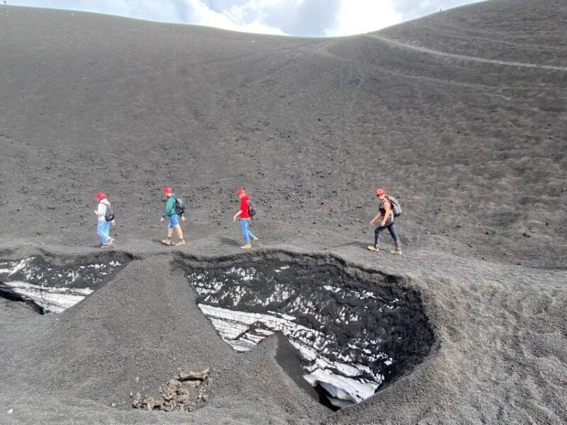Nicolosi: Excursion Etna Craters at 3000 mt. - Visiting the Craters: Bocca Nuova, Voragine, and Beyond