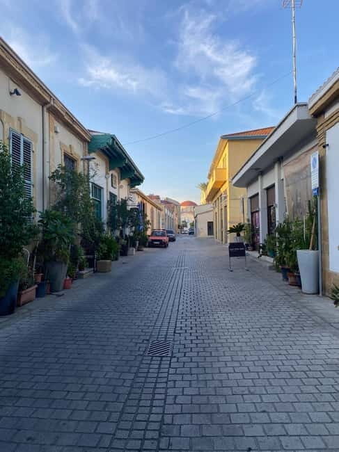 Nicosia: Bike Ride with a Street Art Tour - The Guided Bike Experience: What You Can Expect
