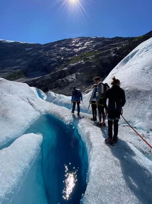 Nigards: Kayaking and Glacier Hike - What Makes This Tour Stand Out?