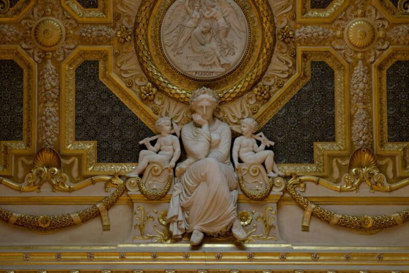 Night at the Louvre Museum: 6-people Max Guided Exploration - Who This Tour Is Best For