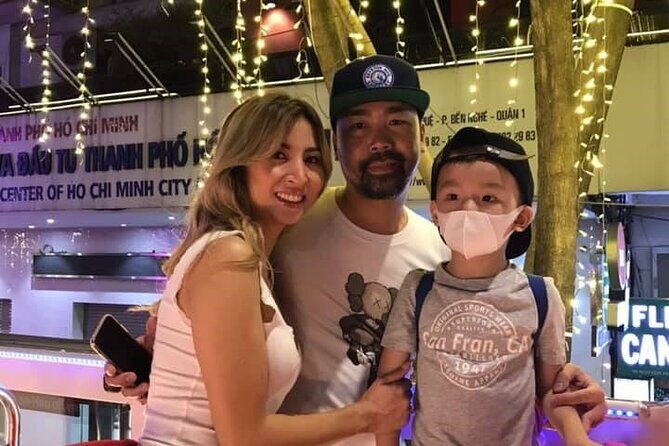 Night Bus Tour in Ho Chi Minh City - Seating and Crowd Control