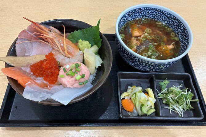 Night Hike Adventure in Kobe with local dinner - Exploring the Night Hike in Kobe: An Up-Close Look