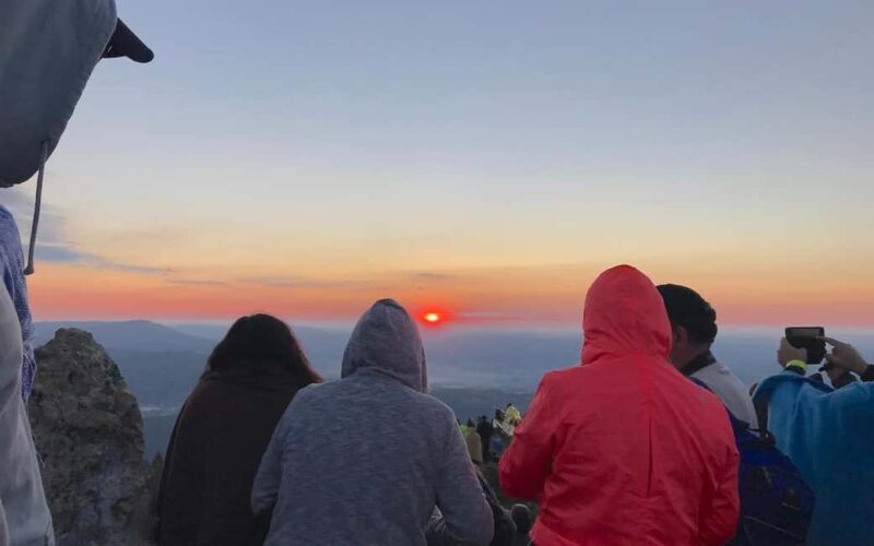 Night hike with guide to enjoy Marão mountain sunrise - Practical Details and Logistics