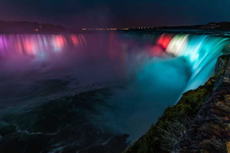 Night on Niagara Walking Tour with Fireworks Cruise + Dinner - FAQ