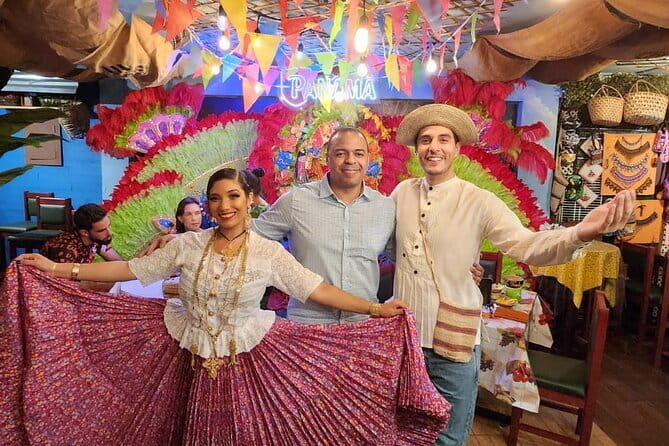 Night Out Experience (360 Panoramic Views + Folklore Show) - How the Tour Is Structured