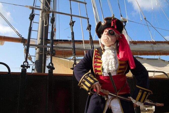 Night Pirate Ship Cruise in Cancún with Show & Lobster Dinner - Introduction: Setting Sail on a Pirate Adventure in Cancun