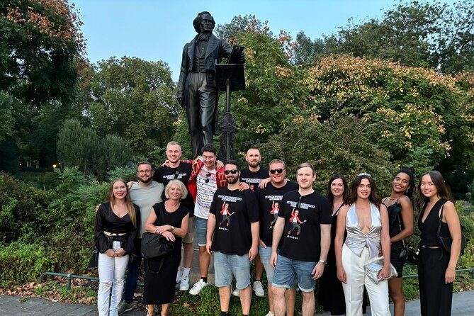 Night PubCrawl Tour in Dusseldorf - Shots and Party! - Who Will Love This Tour?