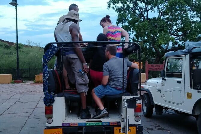 Night Safari in Jaipur on an Open Jeep - Value and Practical Aspects