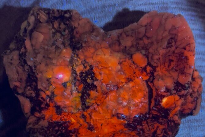 Night time fluorescent Rockhounding Tour - Frequently Asked Questions