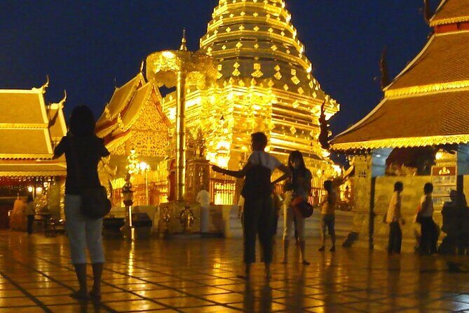 Night Tour in Wat Umong and Doi Suthep in Chiang Mai with Pick Up - Exploring Chiang Mai’s Night Temples: A Detailed Look