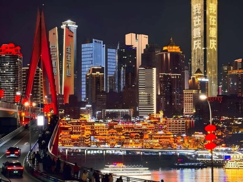 Night Tour of Chongqing: Local Guide & Walking Adventure - Key Points