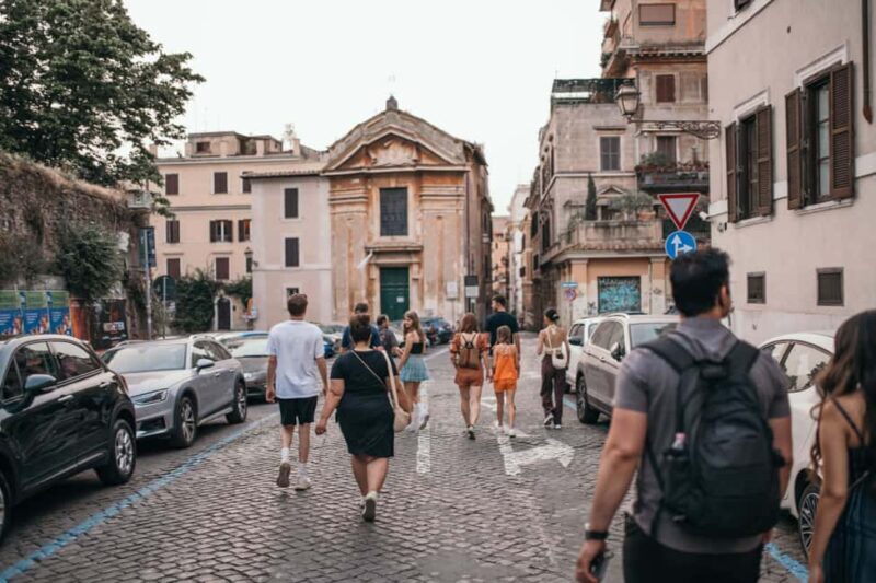 Night tour of Rome - 2.5 hrs walking under the Roman sky - A Practical Look at the Experience