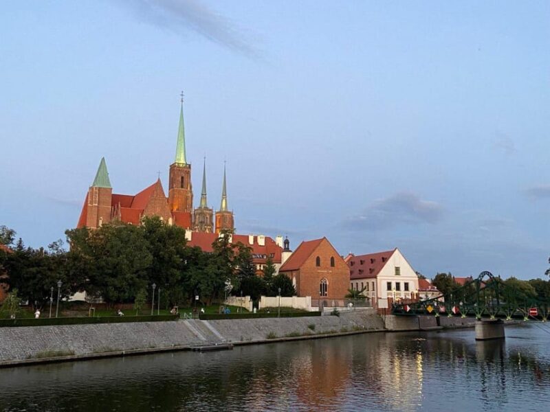 Night tour through Wroclaw - Guide and Experience Quality