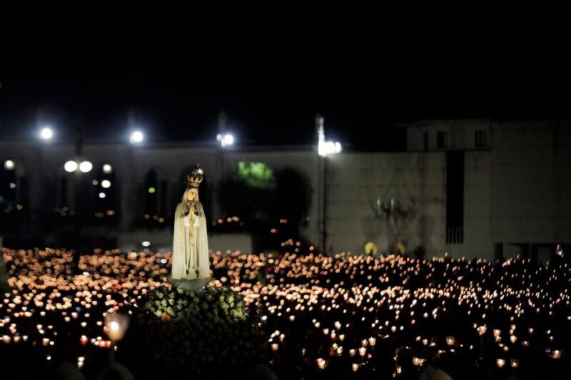 Night Trip to Fátima + Candlelight Procession - Weather Considerations and Practical Tips
