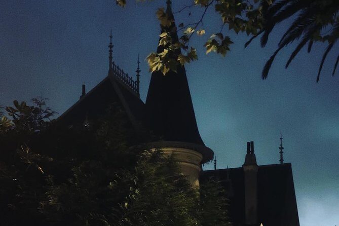 Night Walk: "From the Ghosts of the Castle to the Apparitions of the Mountains" - Introduction to the Tour