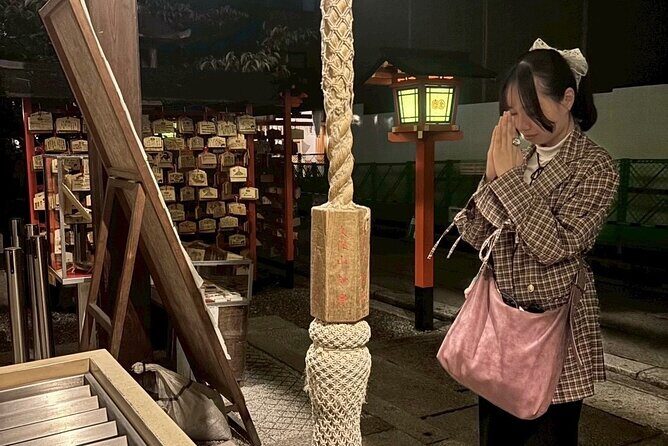 Night Walk in Gion and Geisha District with Local Students - An In-Depth Look at the Gion Night Walk