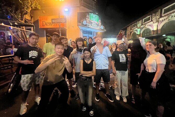 Nightlife Adventure La Placita Calle Cerra La factoría La Perla - A Deep Dive into the Nightlife Tour Experience