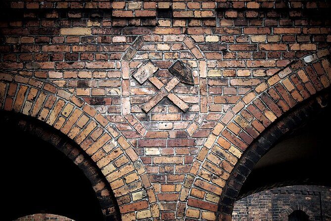 Nikiszowiec Industrial District Private Tour - Key Points