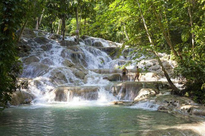 Nine Miles and Dunn's River falls Tour from Negril Hotels - Exploring Jamaica’s Heart: Nine Miles and Dunns River Falls Tour from Negril Hotels