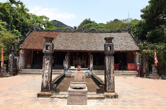 Ninh Binh 1 day trip with Hoa Lu- Tam Coc boat & Cycling village - Exploring the Tour in Detail