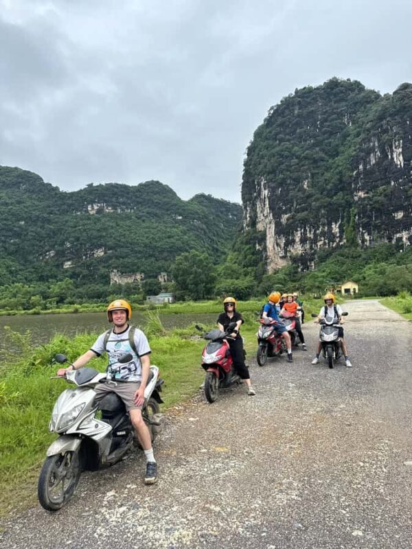 Ninh Binh: Adventure with Hoa Lu, Trang An&Hang Mua Day Trip - Key Points
