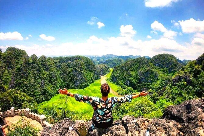 Ninh Binh and Mai Chau Complex Pu Luong 3 DayTours from Ha Noi - Why Choose This Tour?