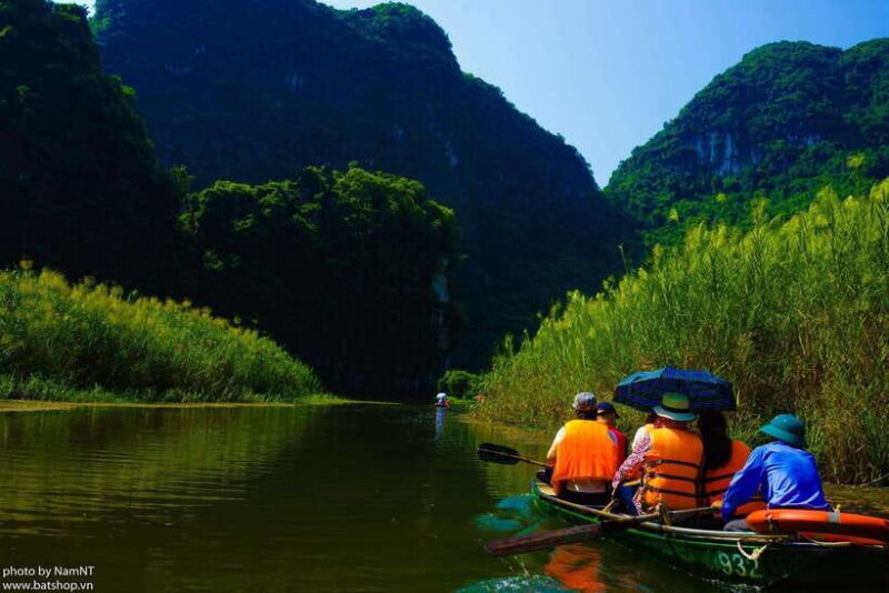Ninh Binh : Bai Dinh Pagoda, Trang An, and Mua Cave Tour - Authenticity and Practical Tips