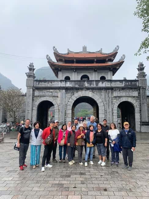 Ninh Binh: Boat Tour Trang An, Hoa Lu, Bich Dong & Hang Múa - A Natural and Cultural Tapestry in a Single Day