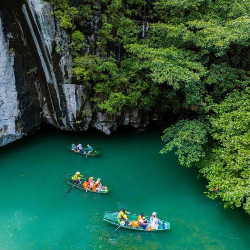 Ninh Binh Day Luxury Trip with Boat Ride and Temple/Pagoda - Introduction: A Day in Vietnam’s Scenic Northern Heartland