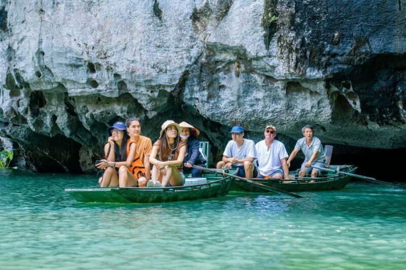 Ninh Binh Day Luxury Trip with Boat Ride and Temple/Pagoda - How This Tour Works in Practice