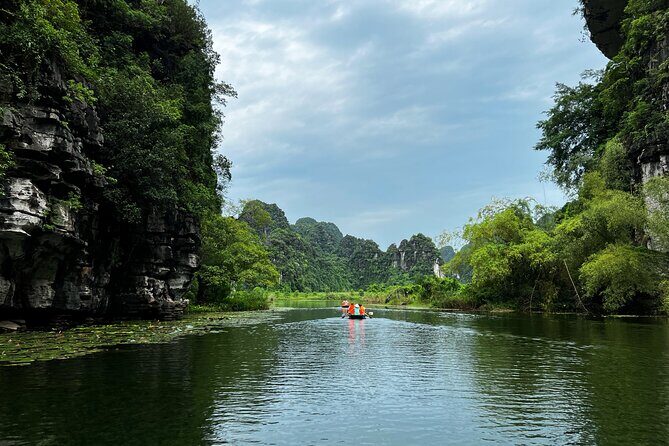 Ninh Binh Day Tour: Hoa Lu, Trang An, and Mua Cave from Ha Noi - FAQ About the Ninh Binh Day Tour